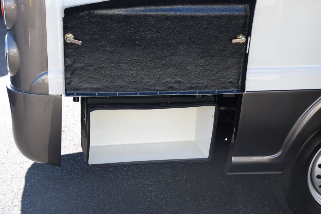 feel(フィール) | オートショップアズマ | 軽キャンピングカーならaz-max | 埼玉県越谷市を拠点に日本全国で販売