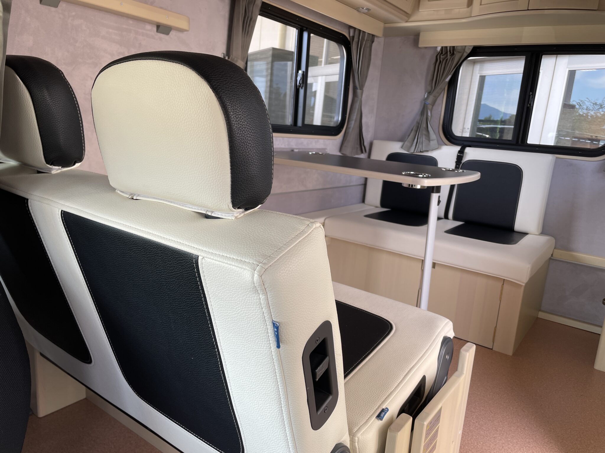 La.kunn type"D"(ラ・クーン・タイプ"D") | オートショップアズマ | 軽キャンピングカーならaz-max | 埼玉県越谷市 ...